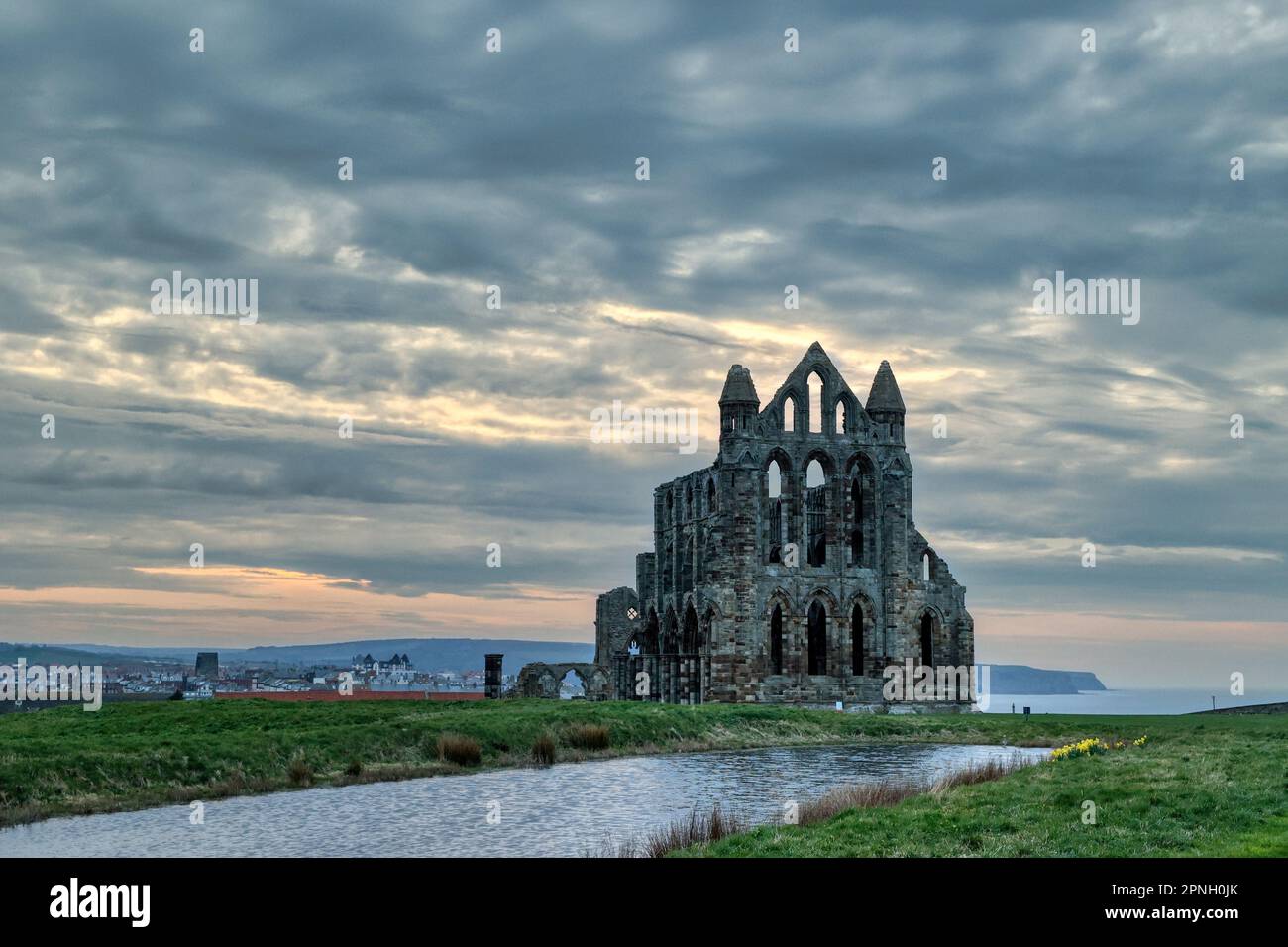Whitby abbey statue hi-res stock photography and images - Alamy