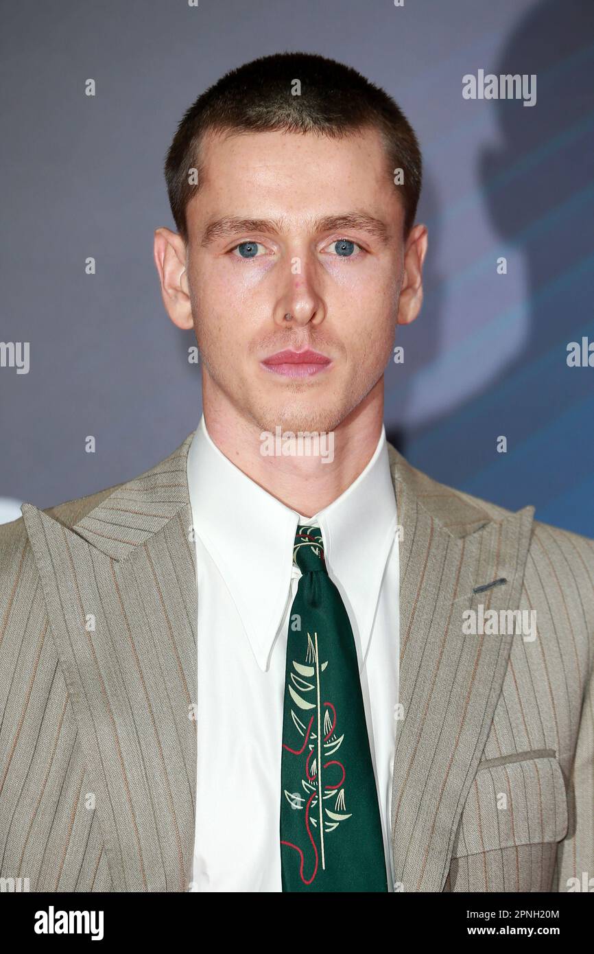 London, UK. 08th Oct, 2021. Harris Dickinson attends the UK Premiere of ...