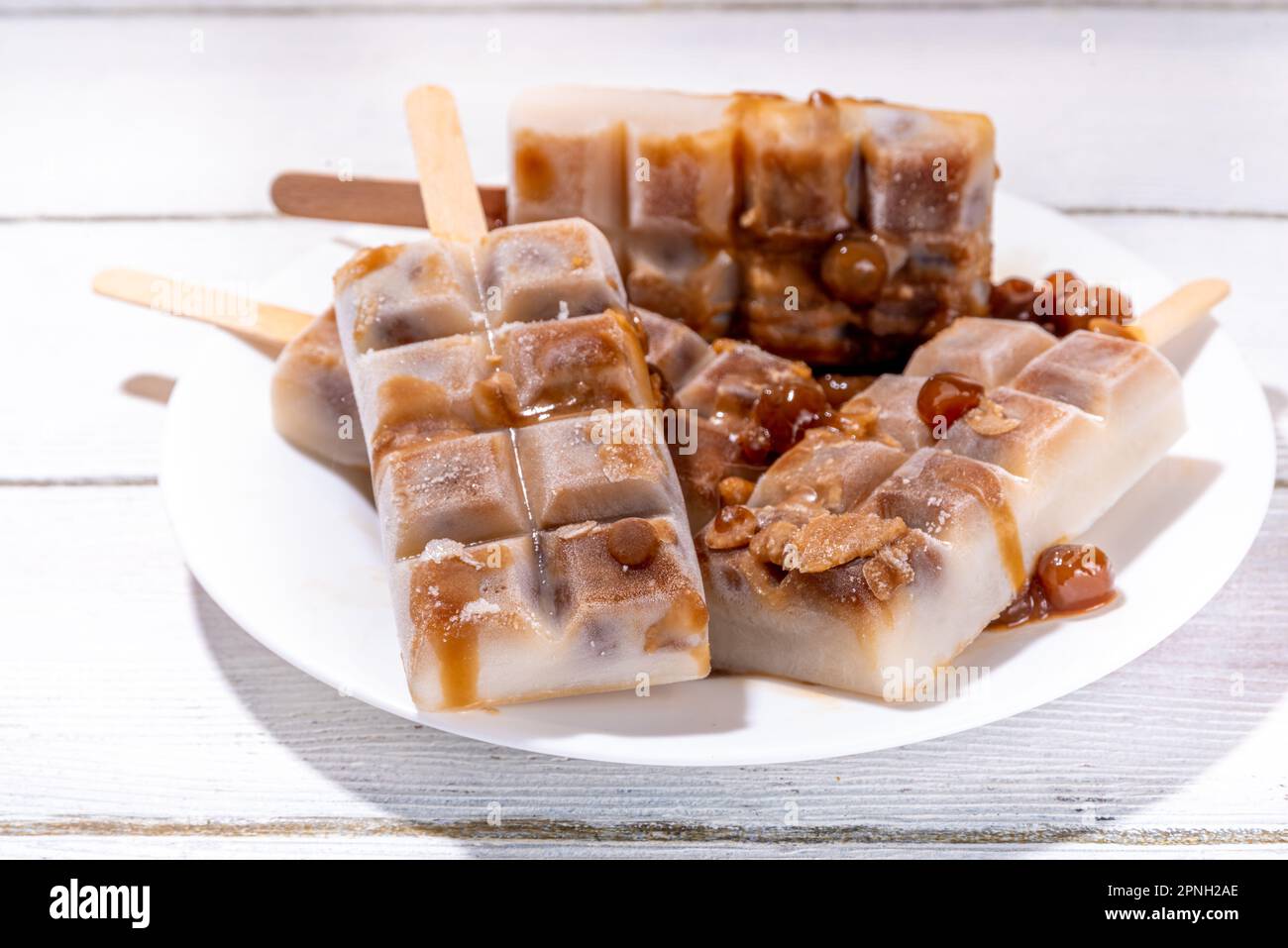 Tapioka latte popsicles. Frozen tapioca boba balls coffee frappe, ice ...