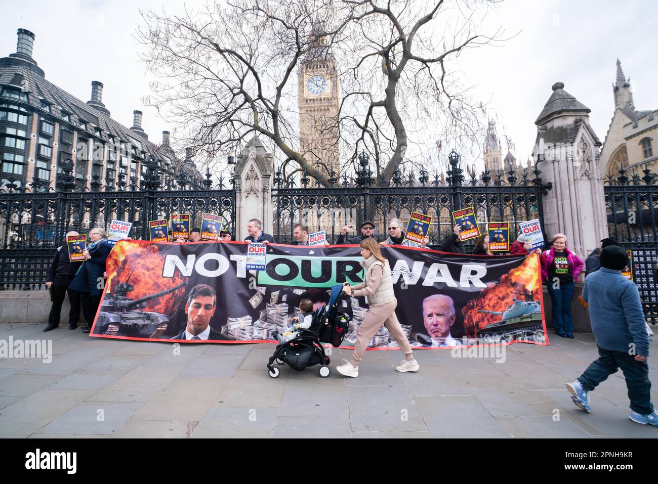 Migrant crossings hi-res stock photography and images - Alamy