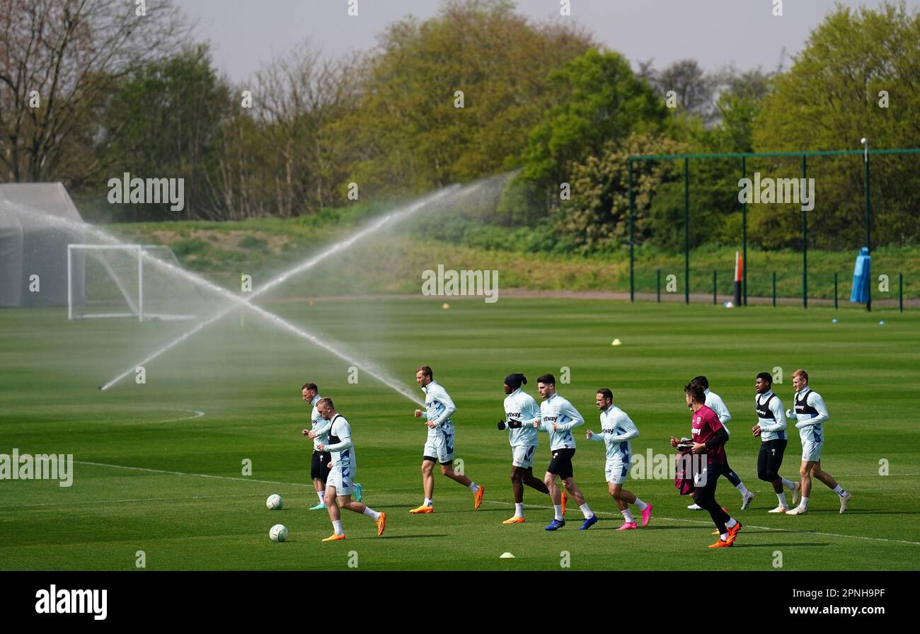West Ham United players warming up during a training session at Rush ...