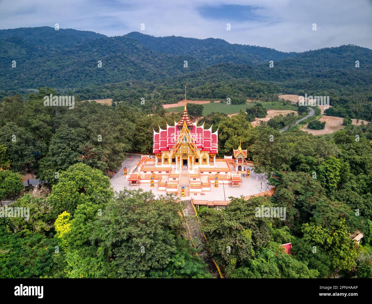 Wat khao daeng temple hi-res stock photography and images - Alamy
