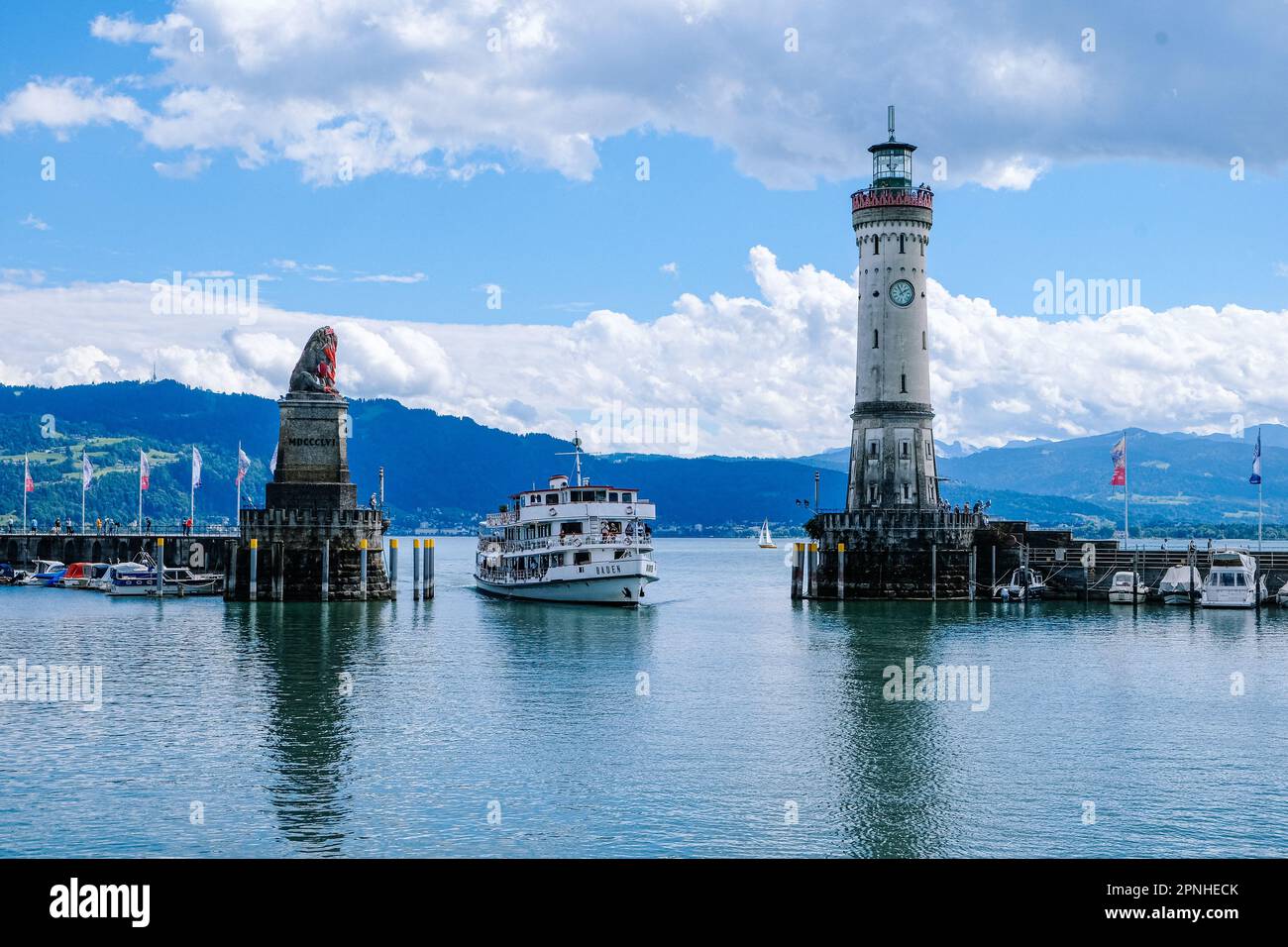 Lindau port lighthouse ship hi-res stock photography and images - Alamy