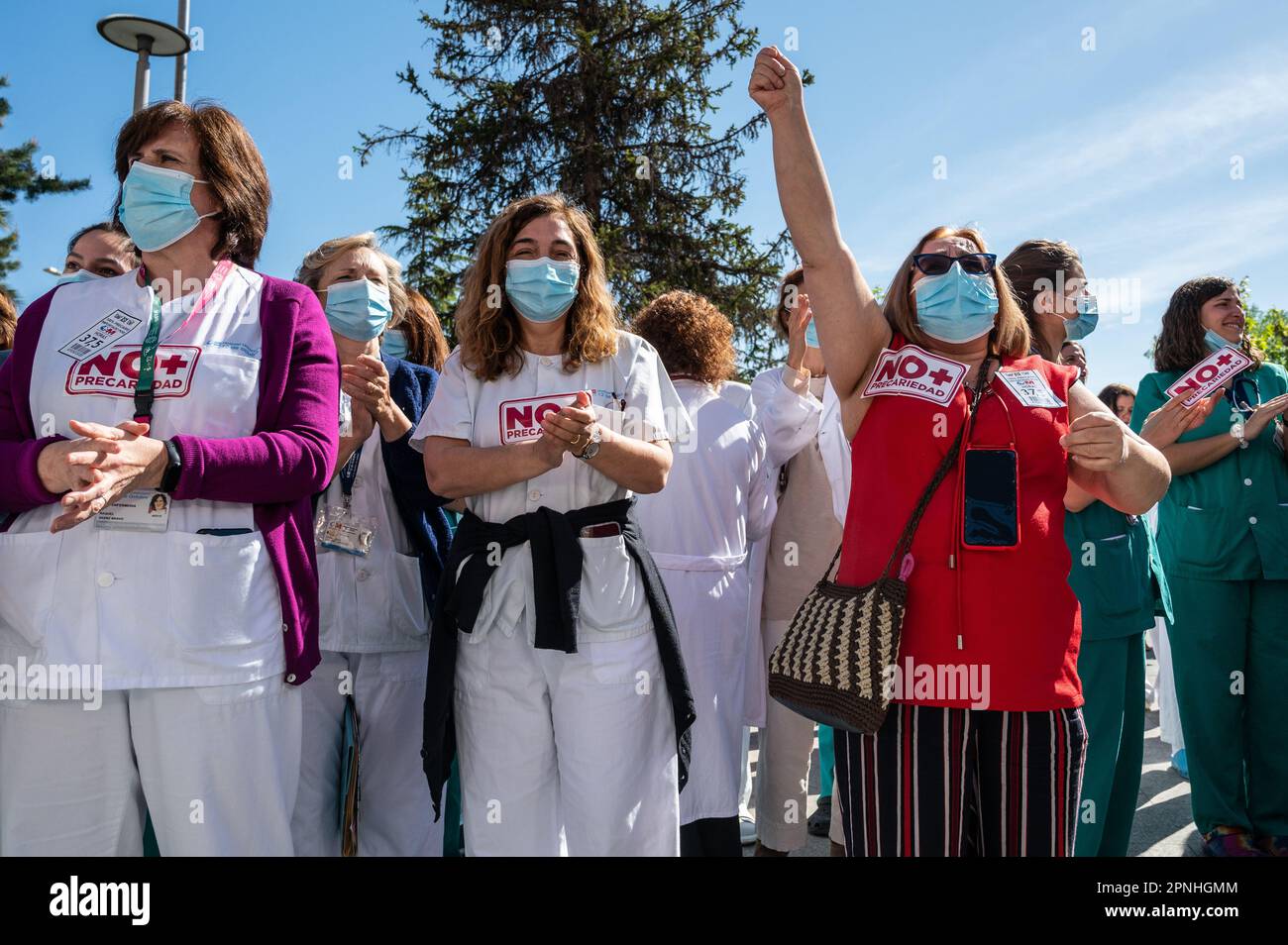 Madrid, Spain. 19th Apr, 2023. Healthcare workers protesting outside ...