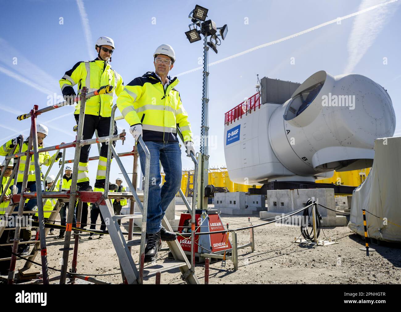 ROTTERDAM - 19/04/2023, ROTTERDAM - Prime Minister Mark Rutte visits a ...