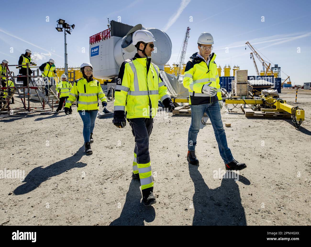 ROTTERDAM - 19/04/2023, ROTTERDAM - Prime Minister Mark Rutte visits a ...