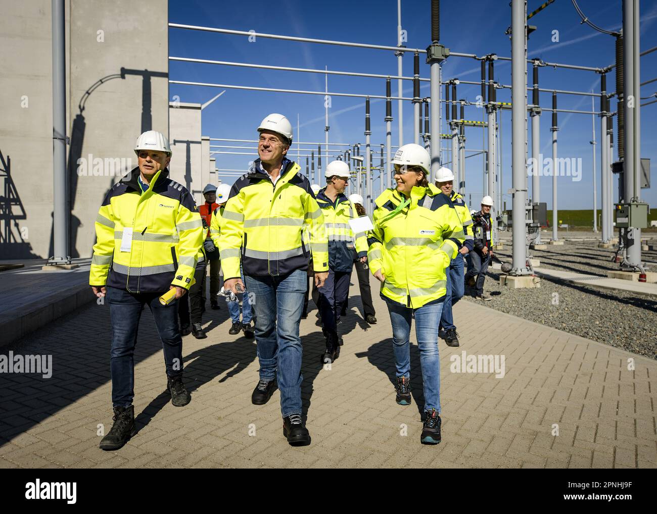 ROTTERDAM - 19/04/2023, ROTTERDAM - Prime Minister Mark Rutte (M) and ...