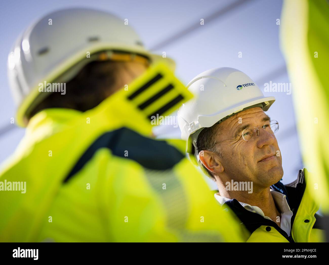 ROTTERDAM - 19/04/2023, ROTTERDAM - Prime Minister Mark Rutte is given ...