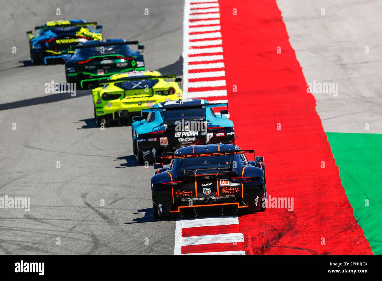 Porsche 911 RSR, GR Racing (#86), Ben Barker (UK), Riccardo Pera (I ...