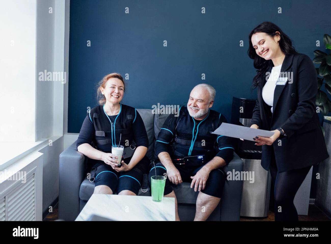 Secretary of fitness club offers elderly couple to choose workouts ...