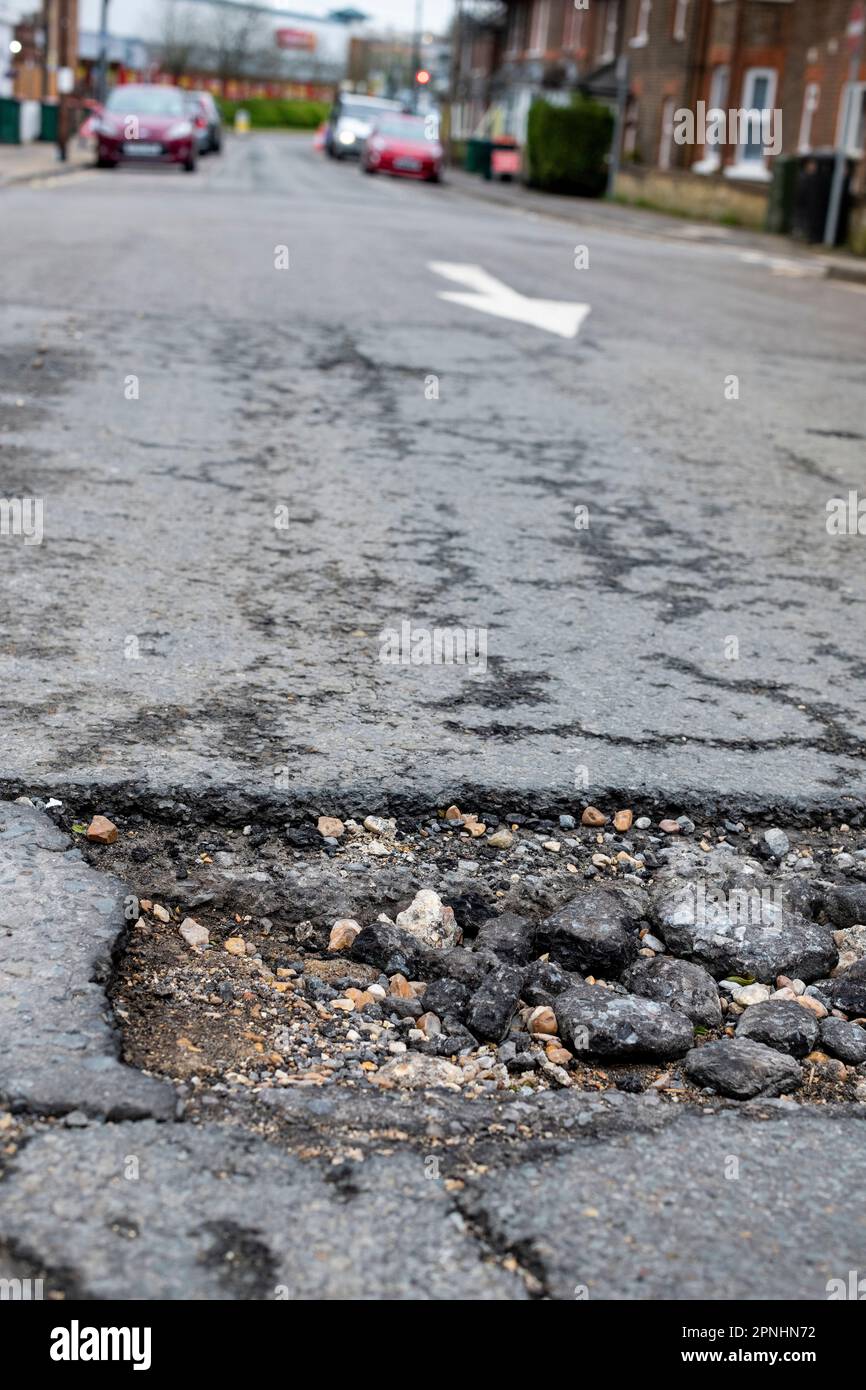 Pothole problem hi-res stock photography and images - Alamy