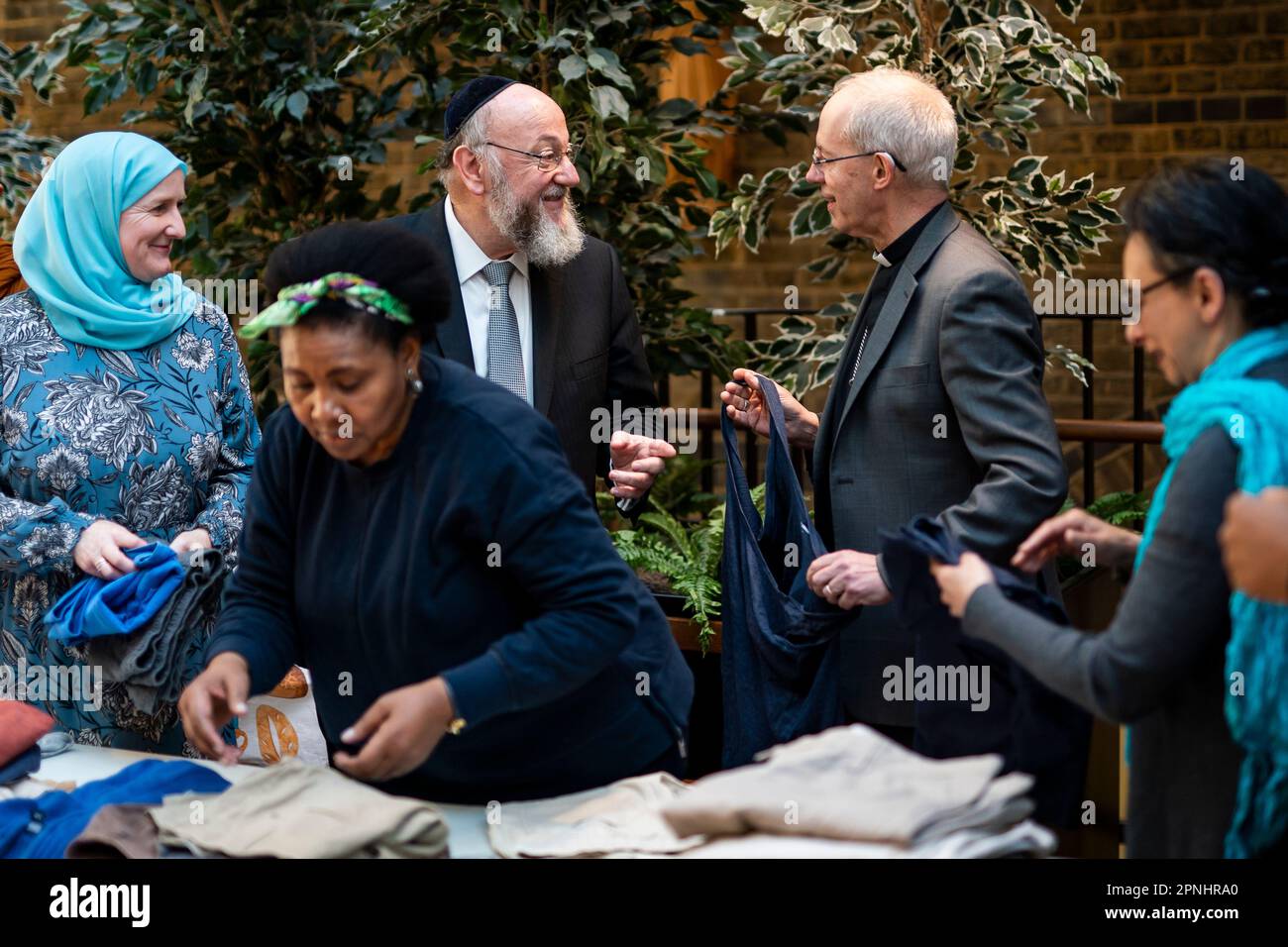 Chief rabbi coronation hi-res stock photography and images - Alamy