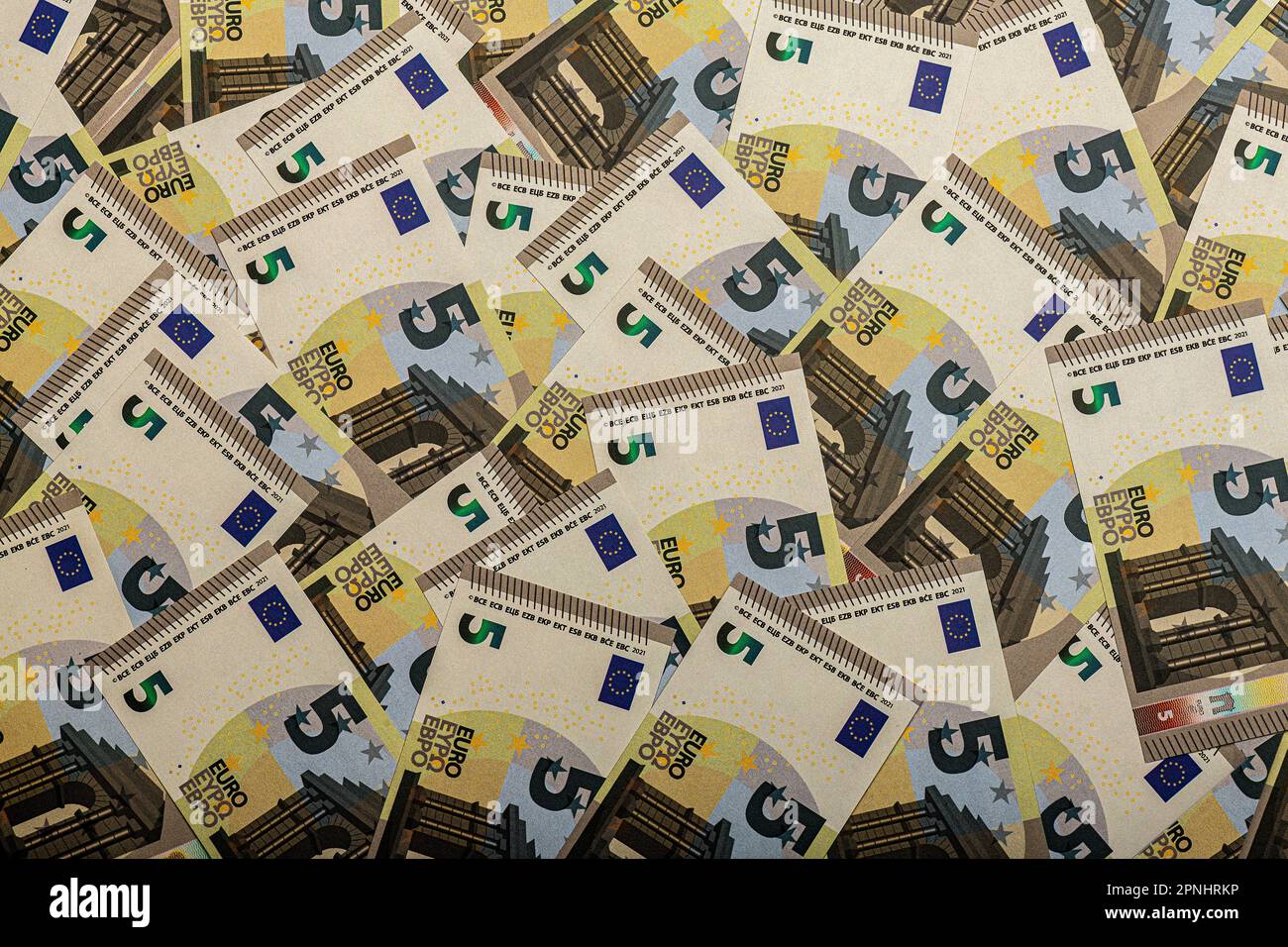 5 euro banknotes hi-res stock photography and images - Alamy
