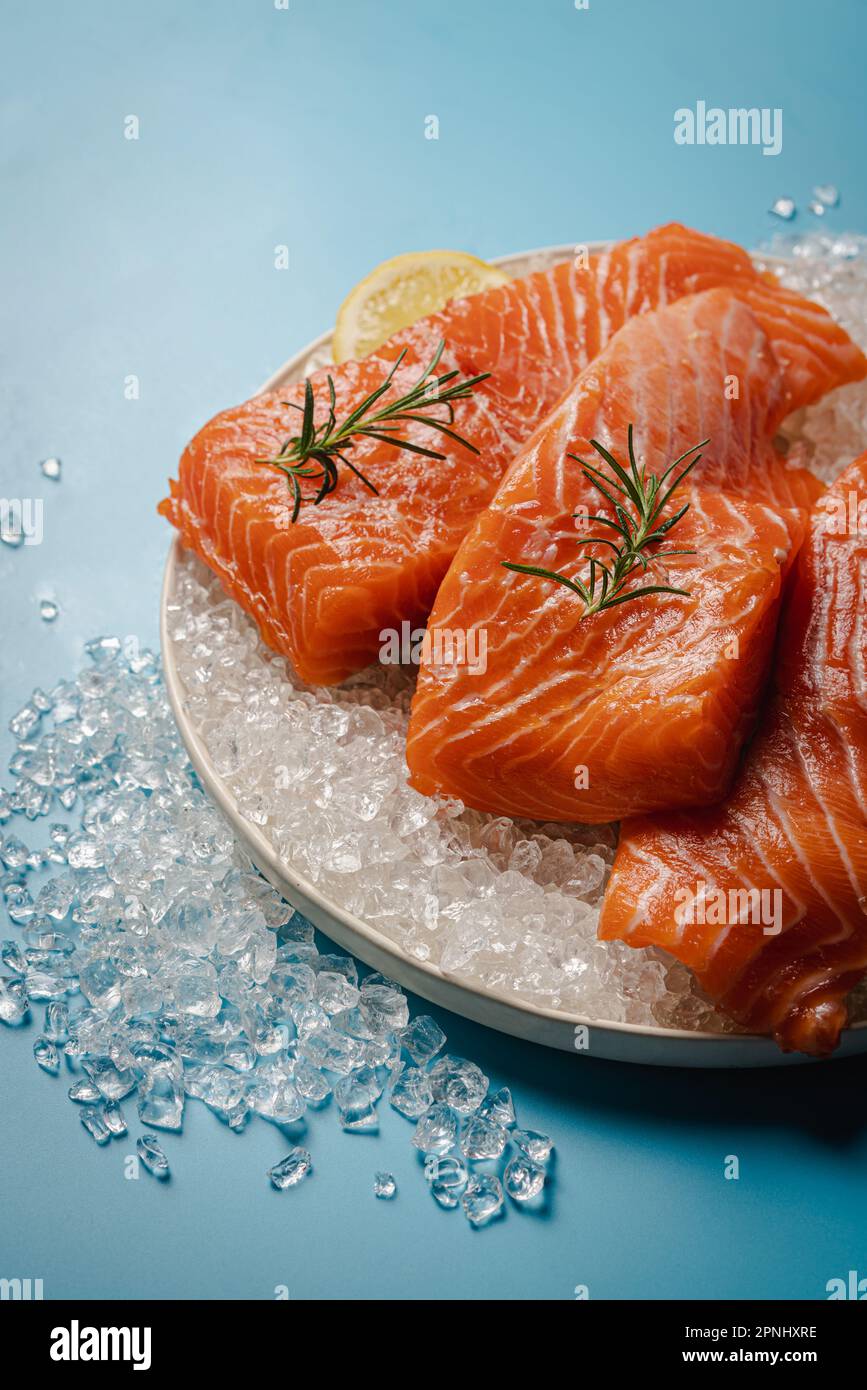 Fresh raw salmon fish fillet Stock Photo - Alamy