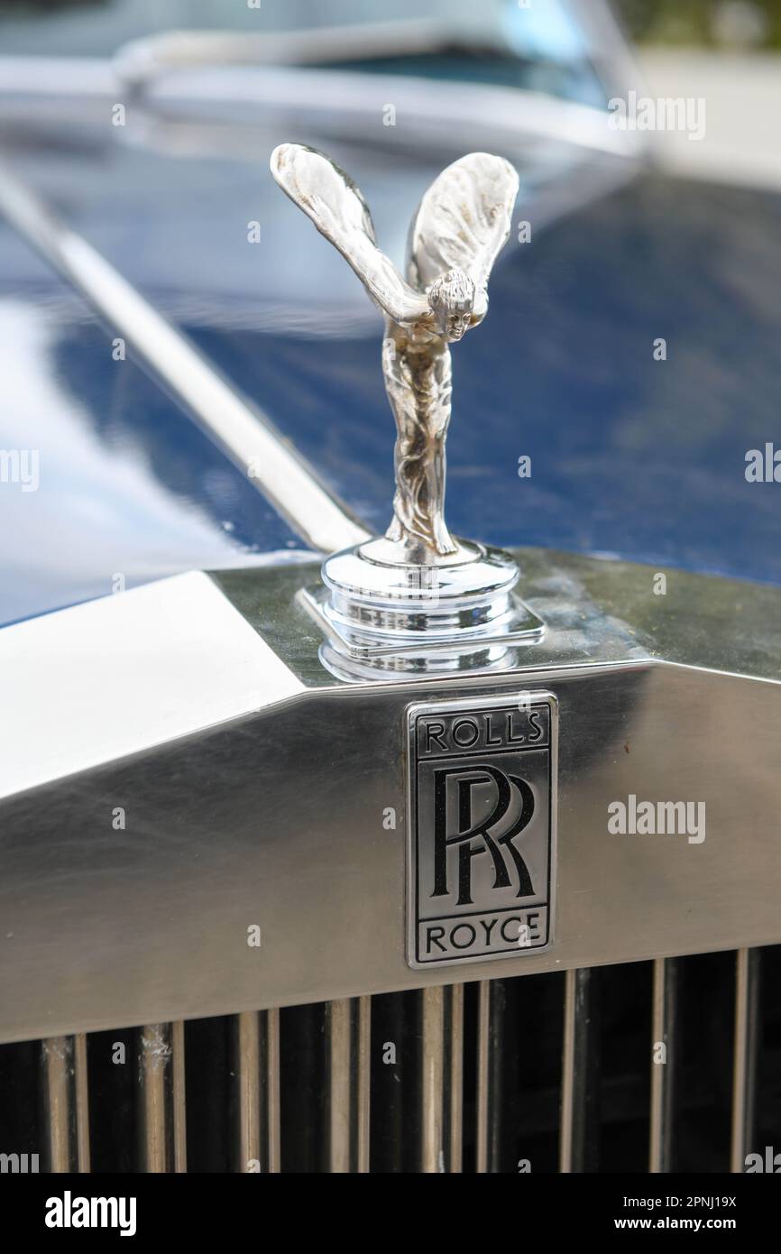 Barrydale, South Africa - 27 January 2023: Logo sign of Rolls Royce car ...