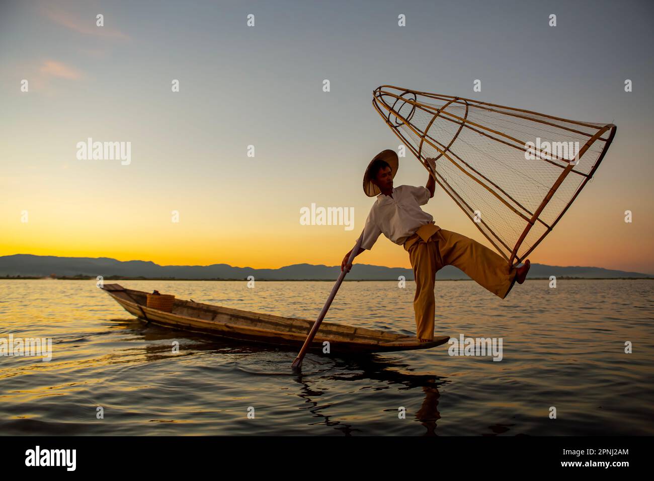 Inle lake, Myanmar,November 16 2016: Myanmar travel attraction landmark ...