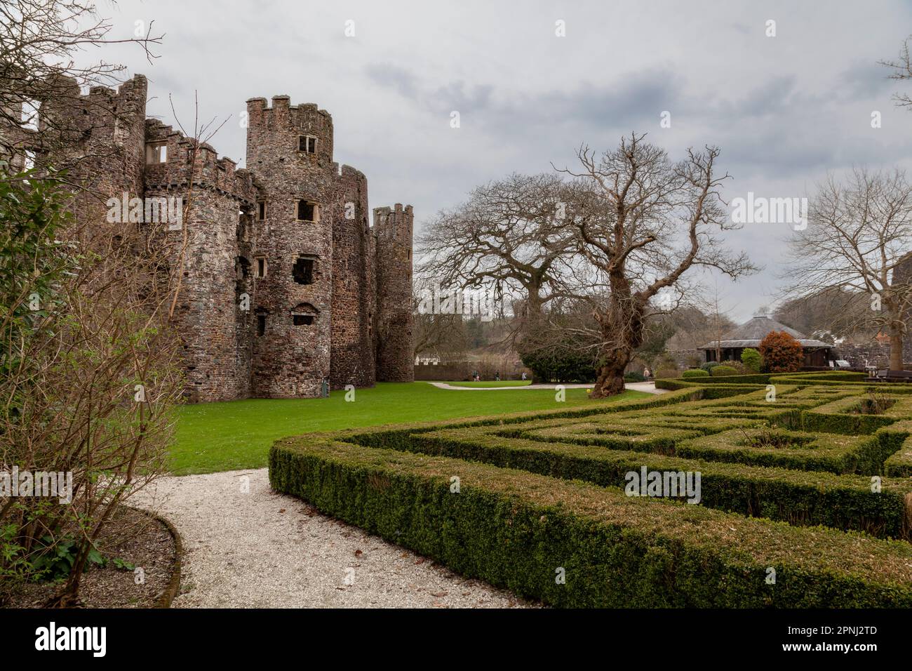 Laugharne Castle, Carmarthenshire, Wales, UK: Mediaeval Castle Once ...