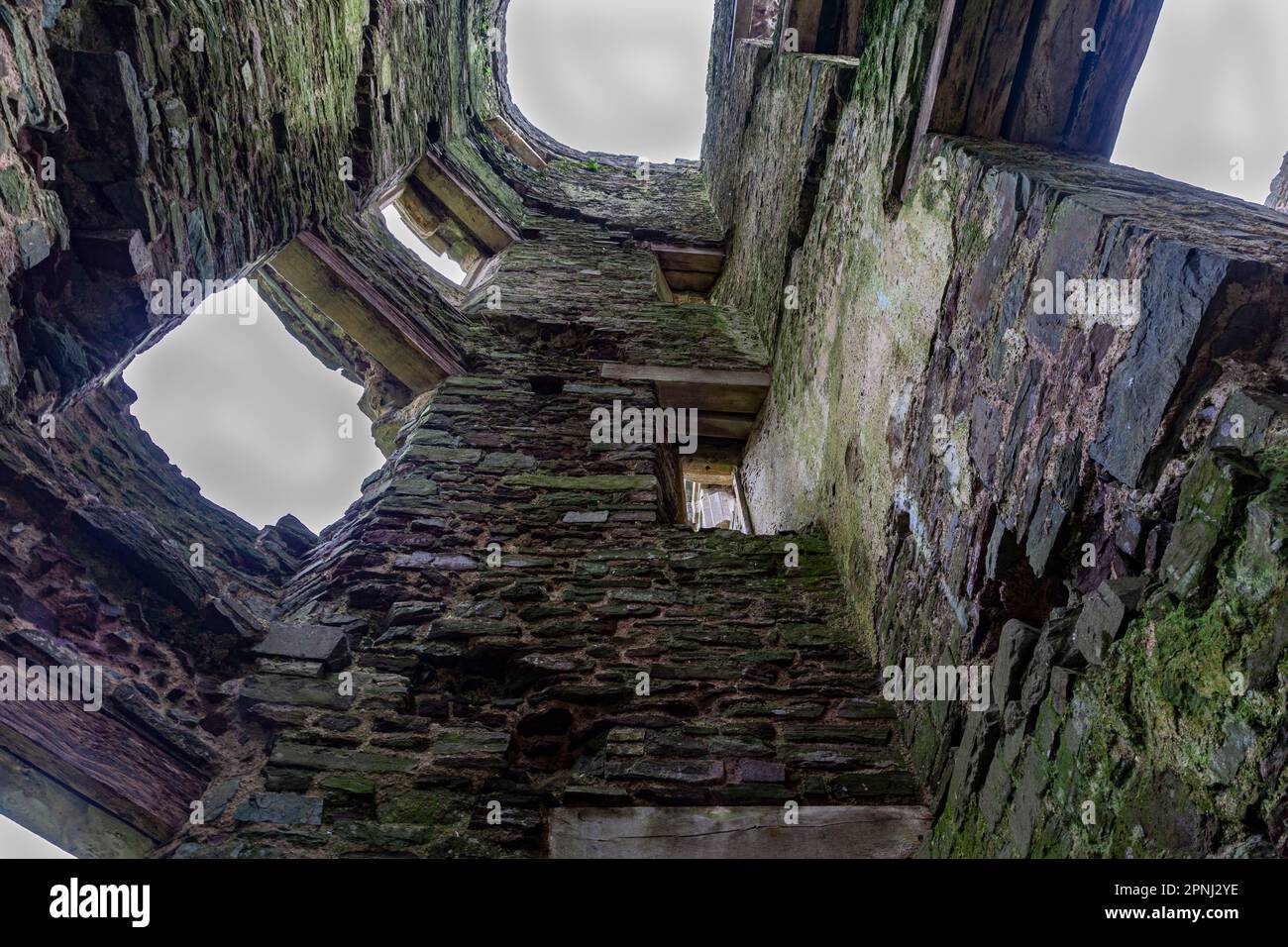 Laugharne Castle, Carmarthenshire, Wales, UK: Mediaeval Castle Once ...