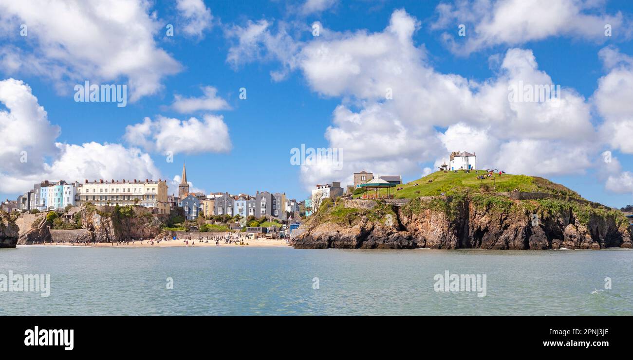Tenby, Pembrokeshire, Wales, UK: colourful buildings at the seafront of ...