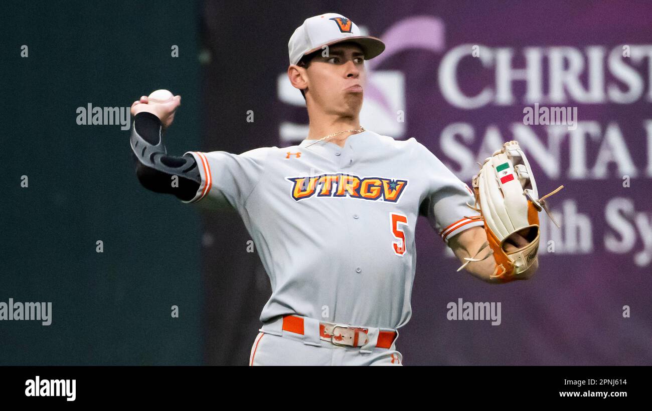 Texas Rio Grande Valley outfielder Adrian Torres throws the ball during ...