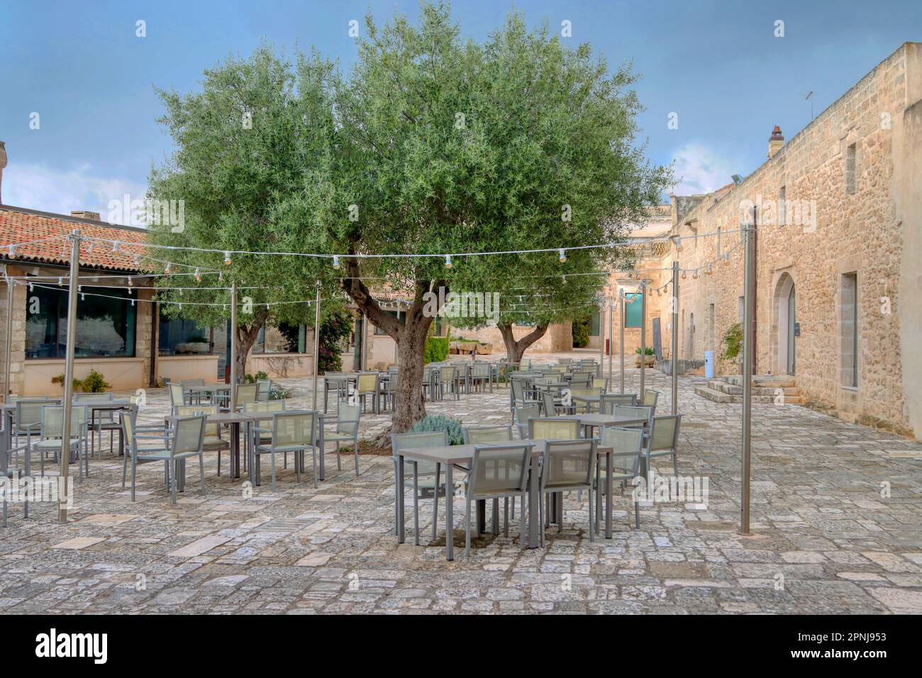 Apulian masseria hi-res stock photography and images - Alamy