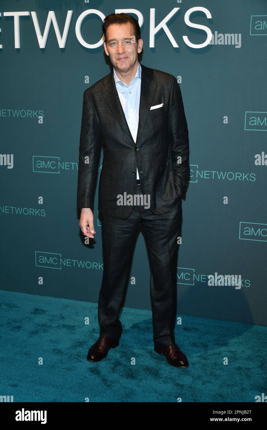 Clive owen television hi-res stock photography and images - Alamy