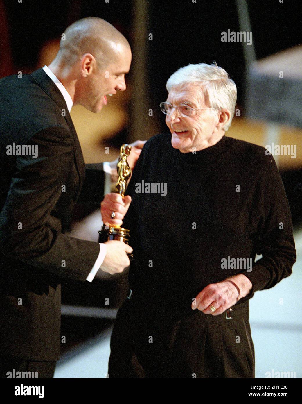 Blake edwards the oscars 2004 hi-res stock photography and images - Alamy