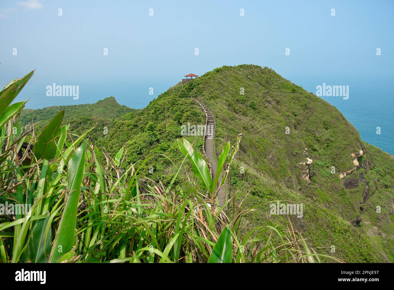 Bitoujiao Trail through the high mountain of Bitou Cape in Ruifang ...