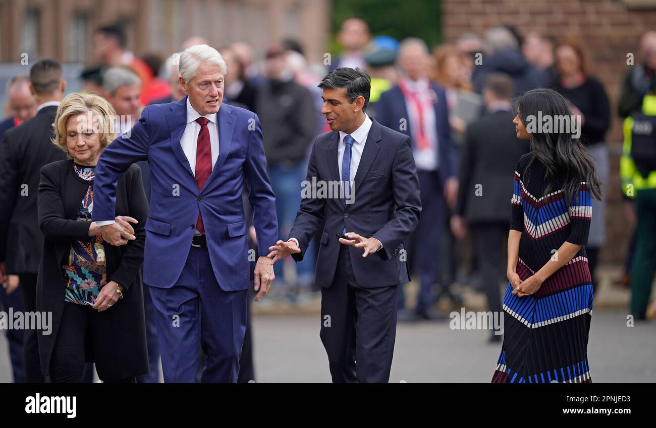 (Left-right) Hillary Clinton, Former US president Bill Clinton, Prime ...