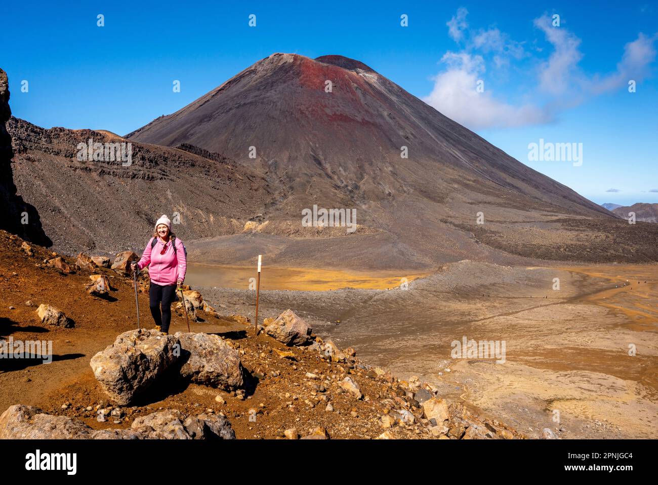 A View of Mt Ngauruhoe On The Tongariro Alpine Crossing Walk, Tongariro ...