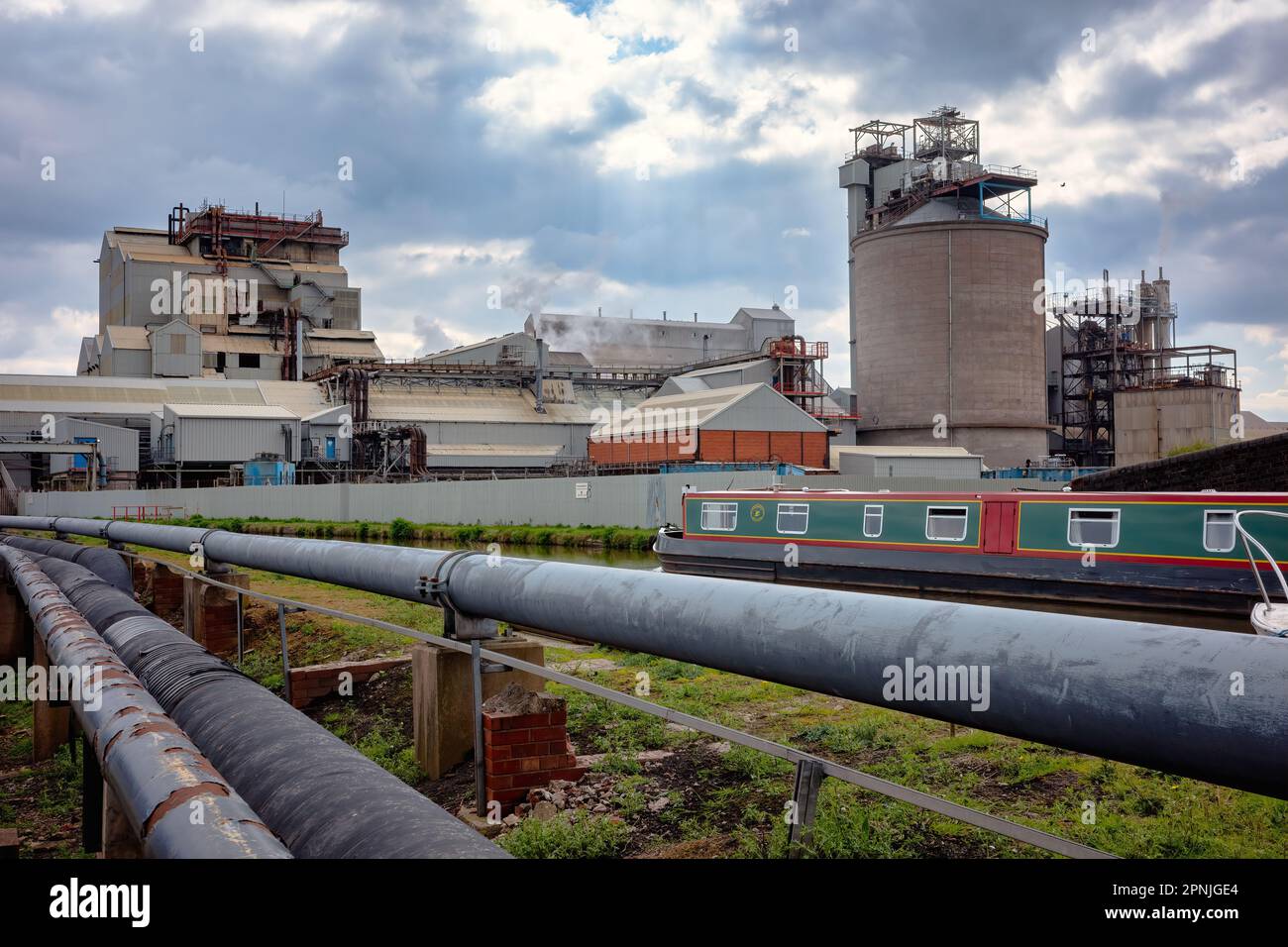 Salt processing hi-res stock photography and images - Alamy