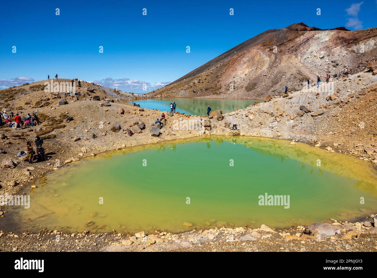 A View of The Emerald Lakes On The Tongariro Alpine Crossing Walk ...