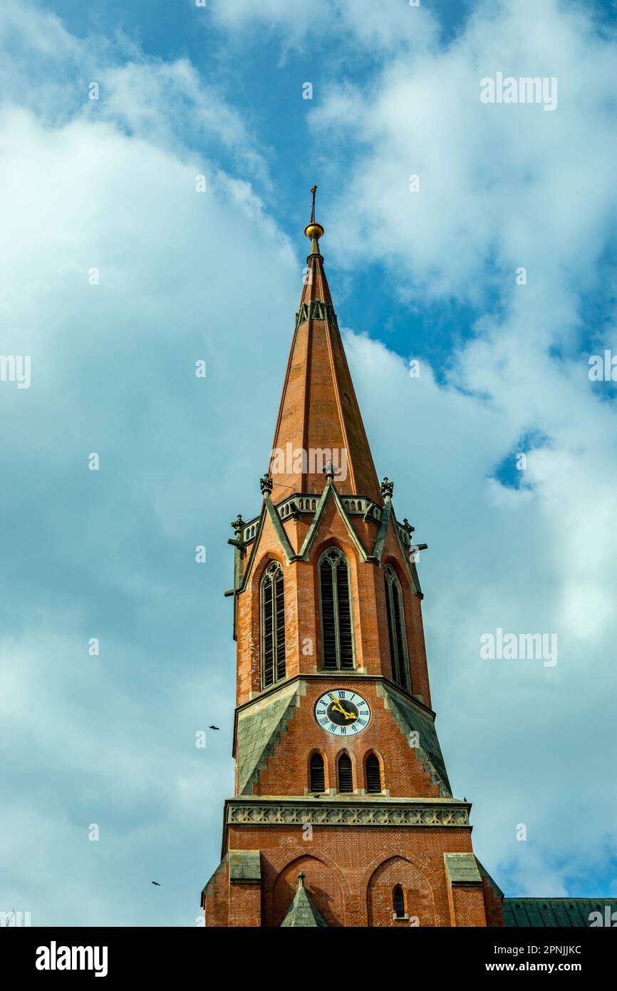 Spring hike in the Bavarian Forest through the spa town of Regen ...