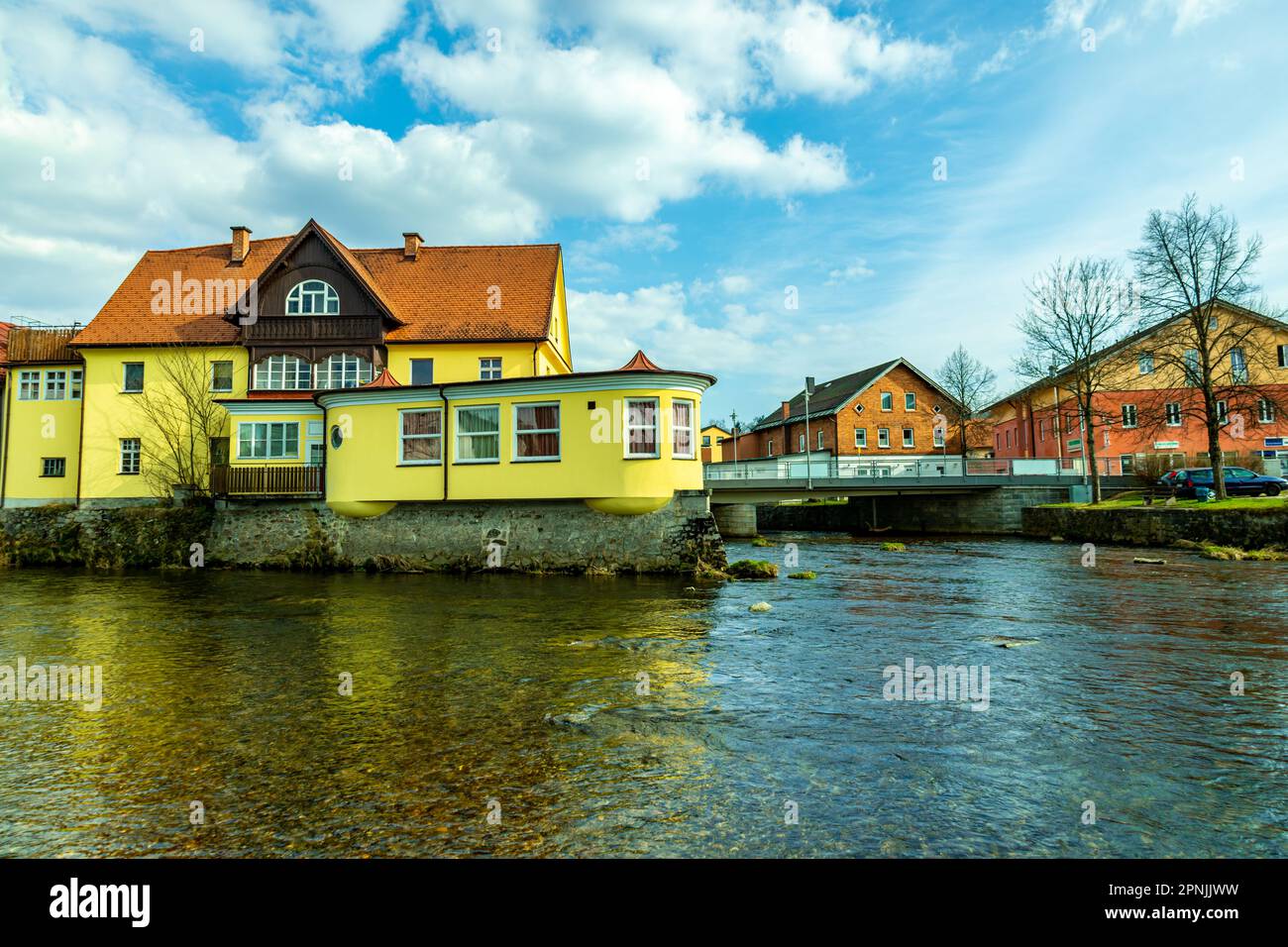 Spring hike in the Bavarian Forest through the spa town of Regen ...