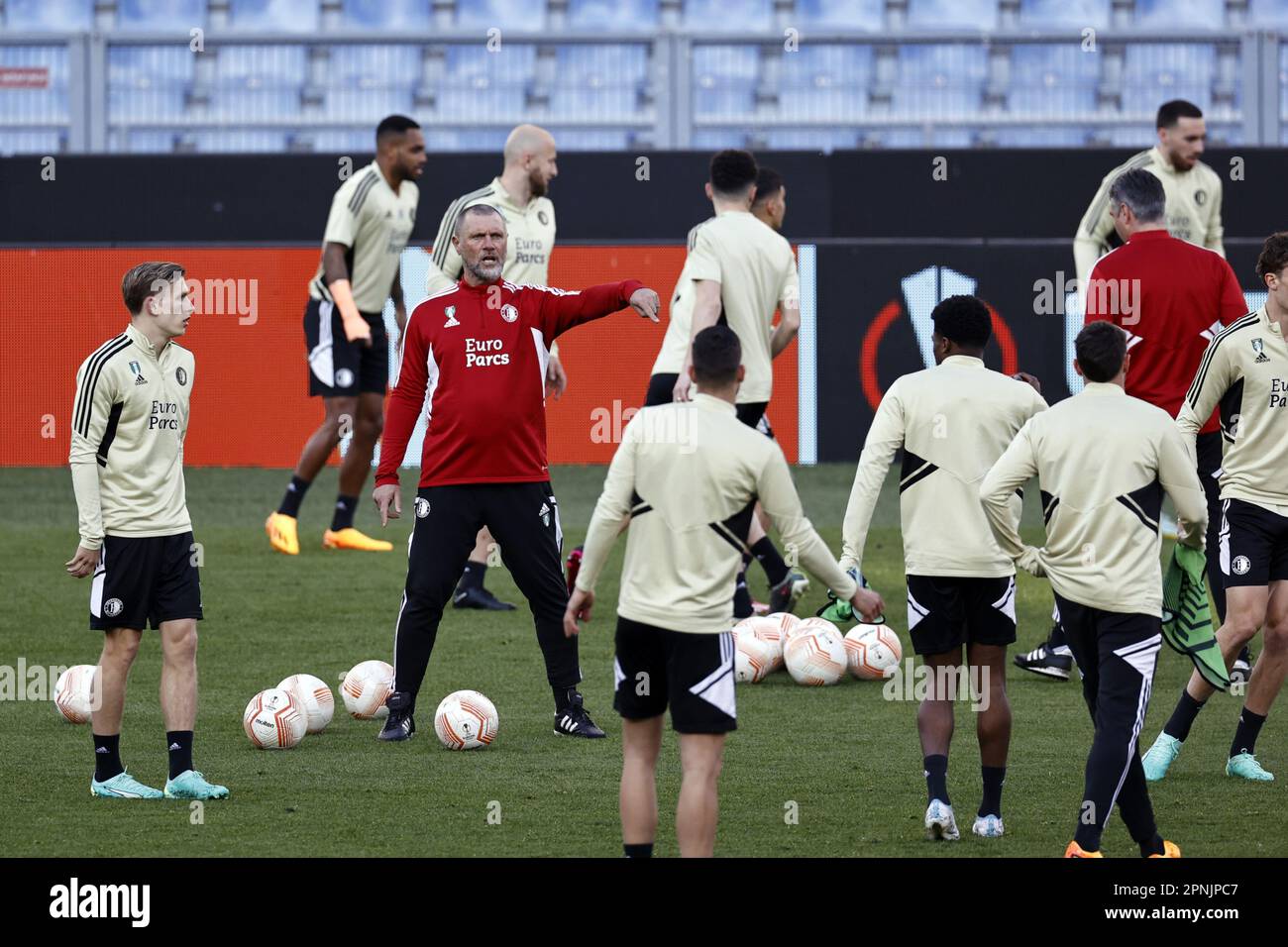 rome-feyenoord-assistant-coach-john-de-wolf-during-the-training