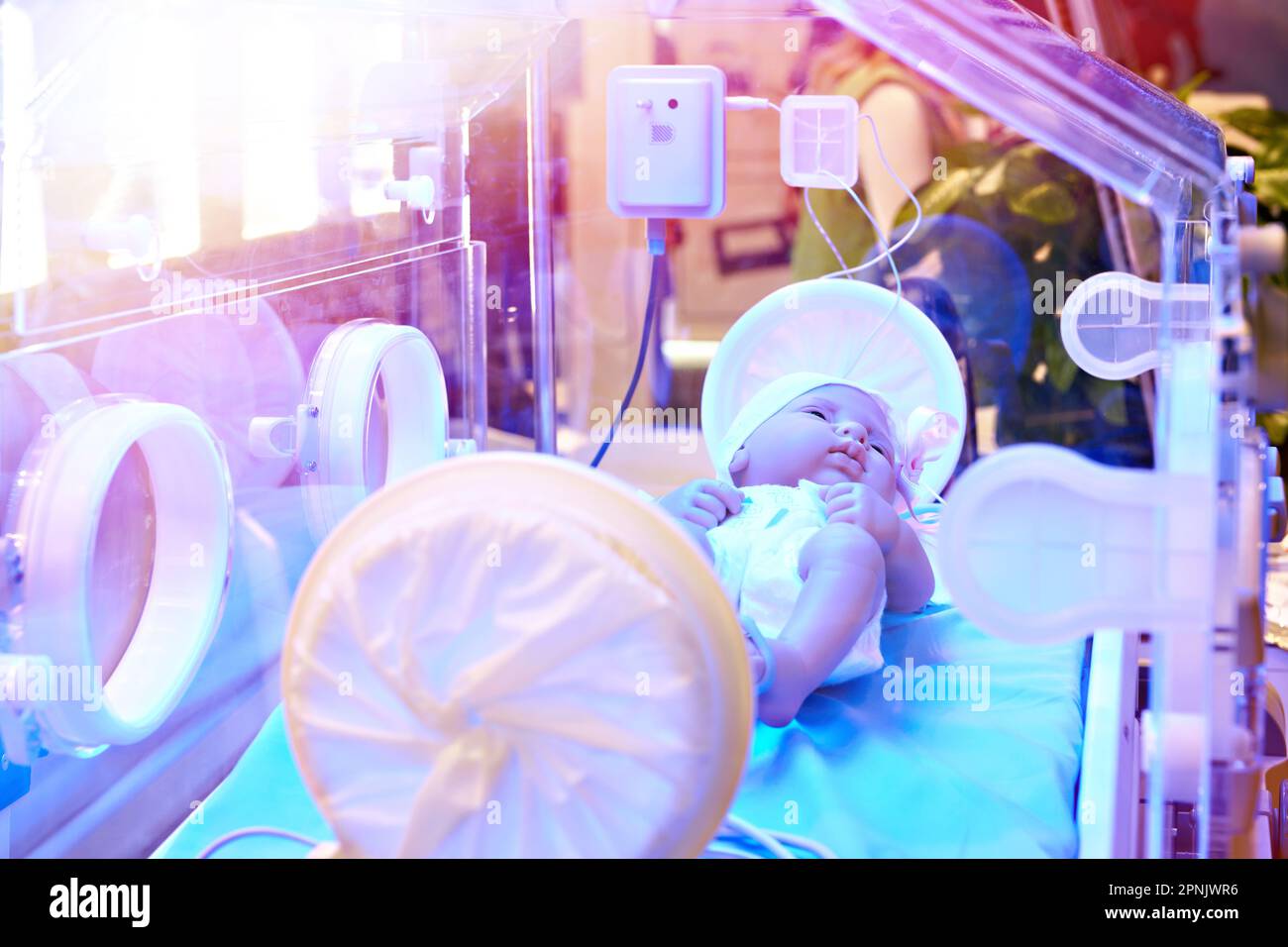 Baby mannequin in an incubator Stock Photo - Alamy