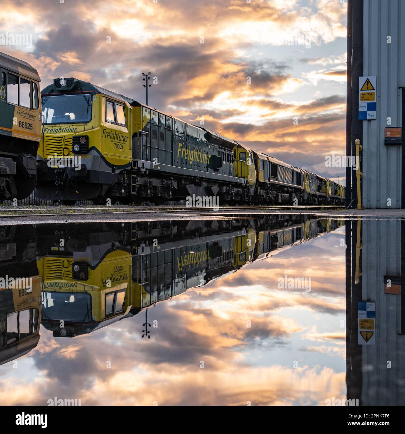 Freightliner locomotive hi-res stock photography and images - Alamy