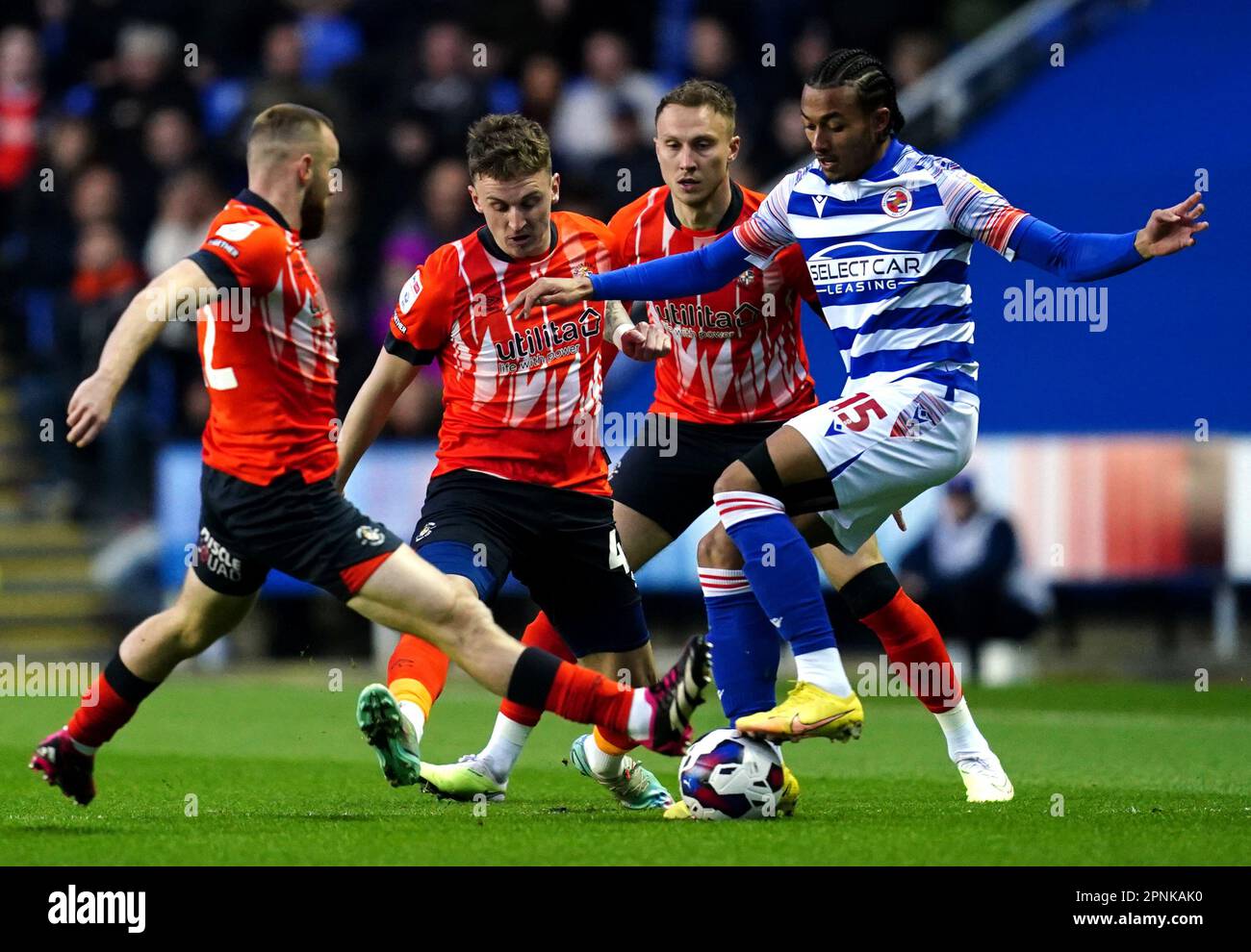 Reading's Femi Azeez (right) is closed down by Luton Town's Allan ...