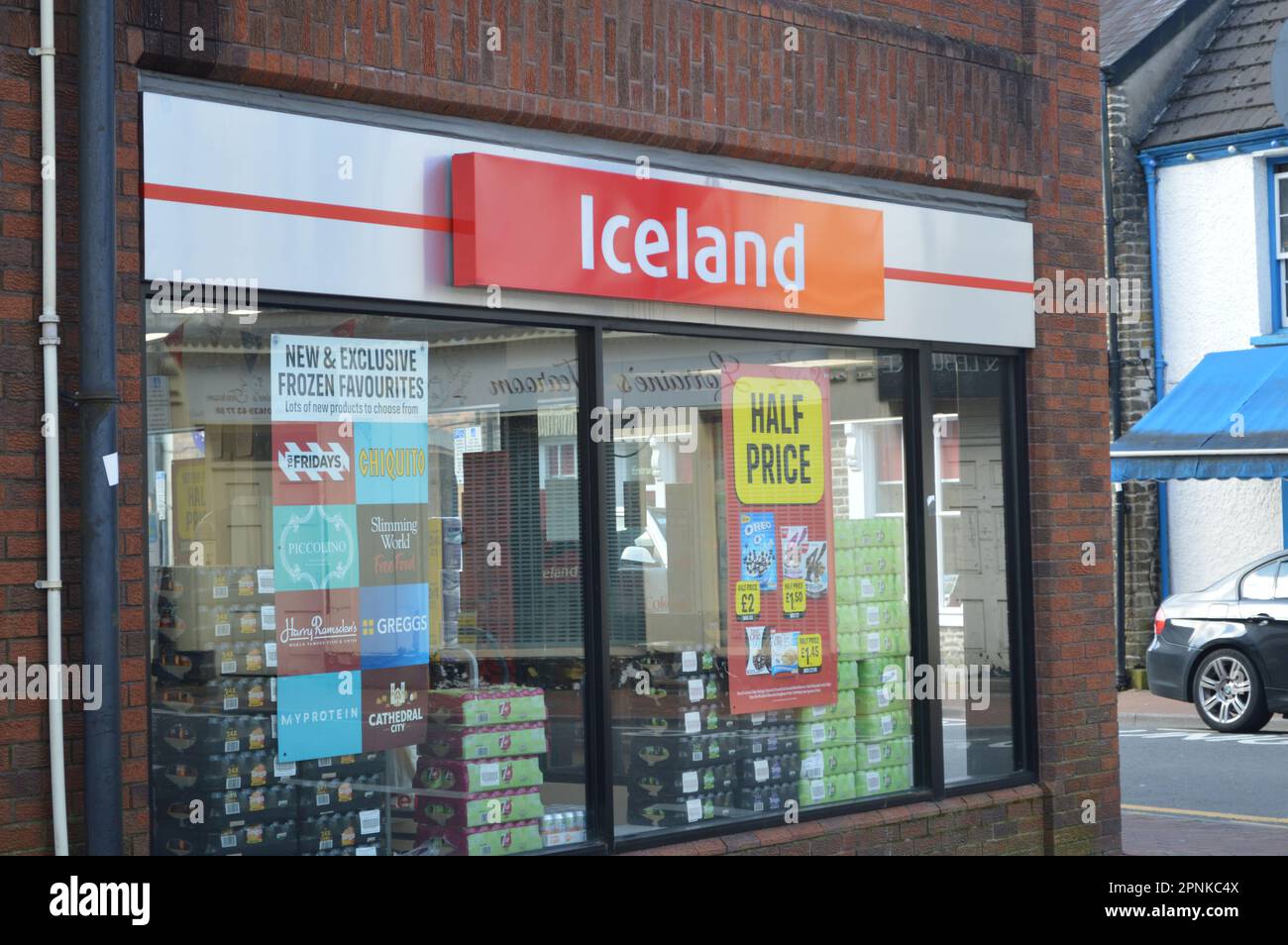 Iceland supermarket chain hi-res stock photography and images - Alamy