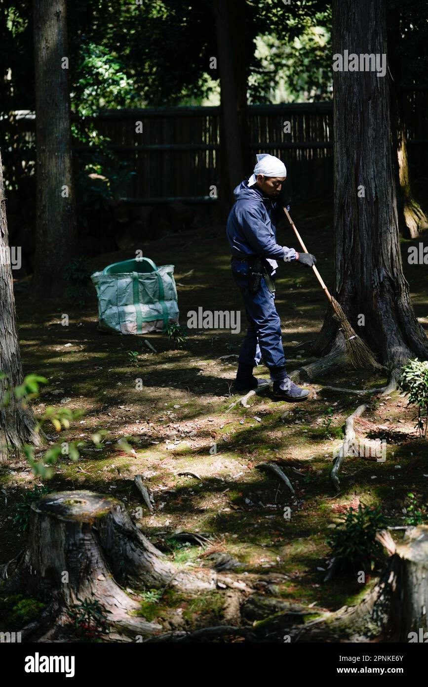 Saihoji, known as kokedera or moss temple, is famous for its secluded ...