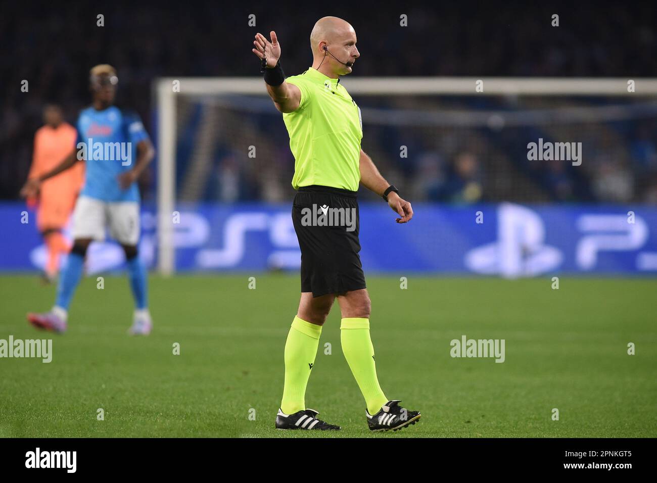 Naples, Italy. 18 Apr, 2023. Referee Szymon Marciniak during the UEFA ...