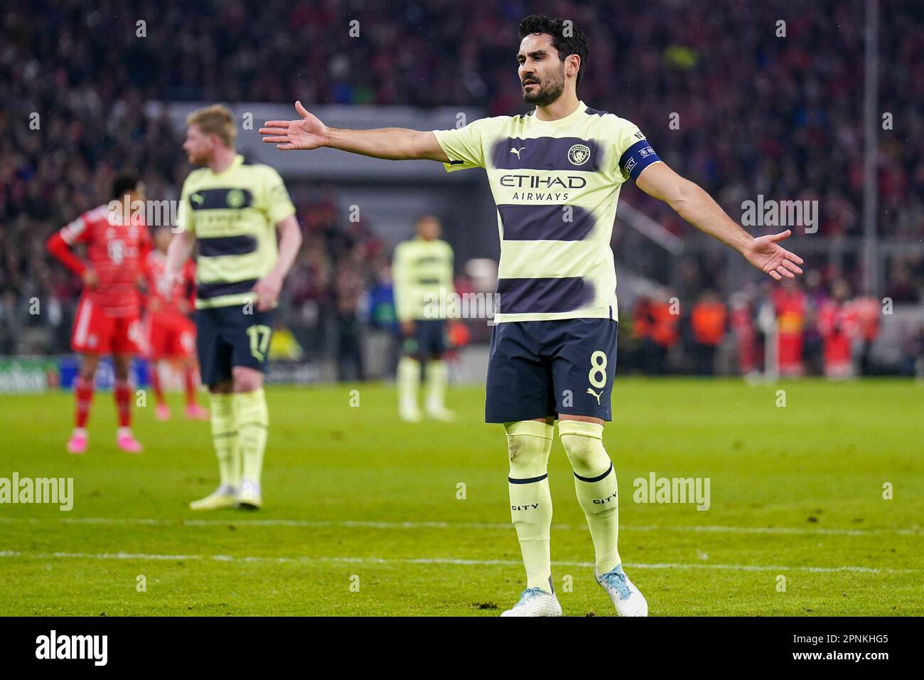 Gundogan man city 2023 hi-res stock photography and images - Alamy