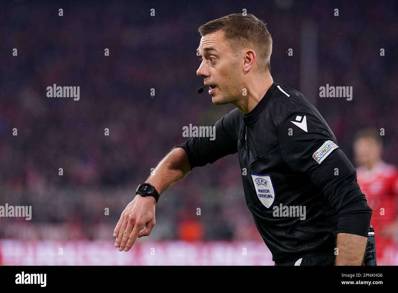 Munich, Germany. 19th Apr, 2023. MUNICH, GERMANY - APRIL 19: Referee ...