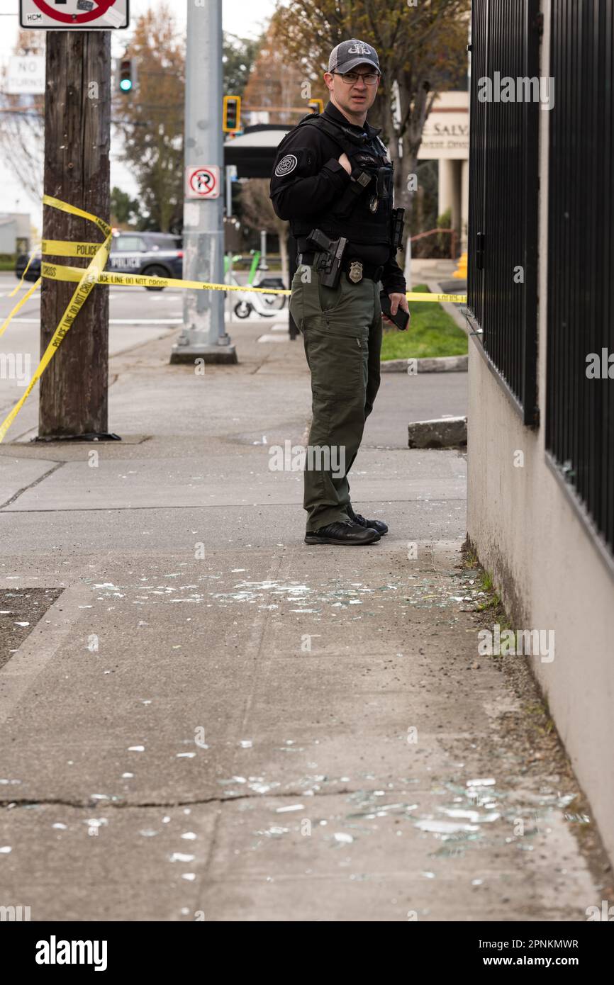 Seattle, USA. 19 Apr, 2023. Lower Queen Anne residents awoke to an ...