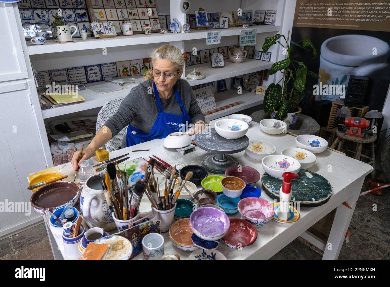 Azores islands traditional pottery hi-res stock photography and images ...