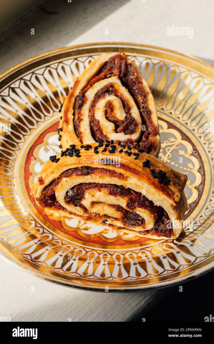 Iraqi cookies hi-res stock photography and images - Alamy