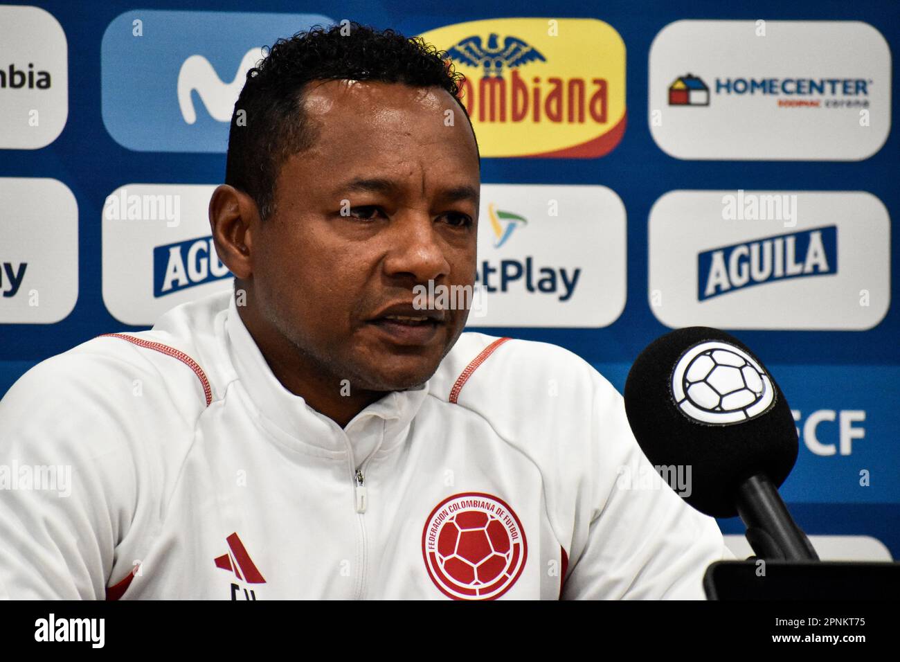 Entrenamiento de calentamiento hi-res stock photography and images - Alamy