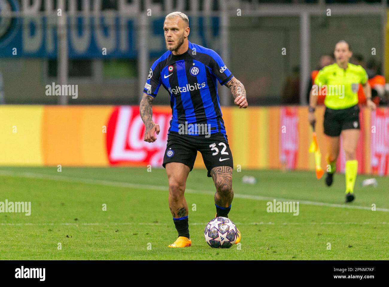 Federico dimarco inter hi-res stock photography and images - Alamy
