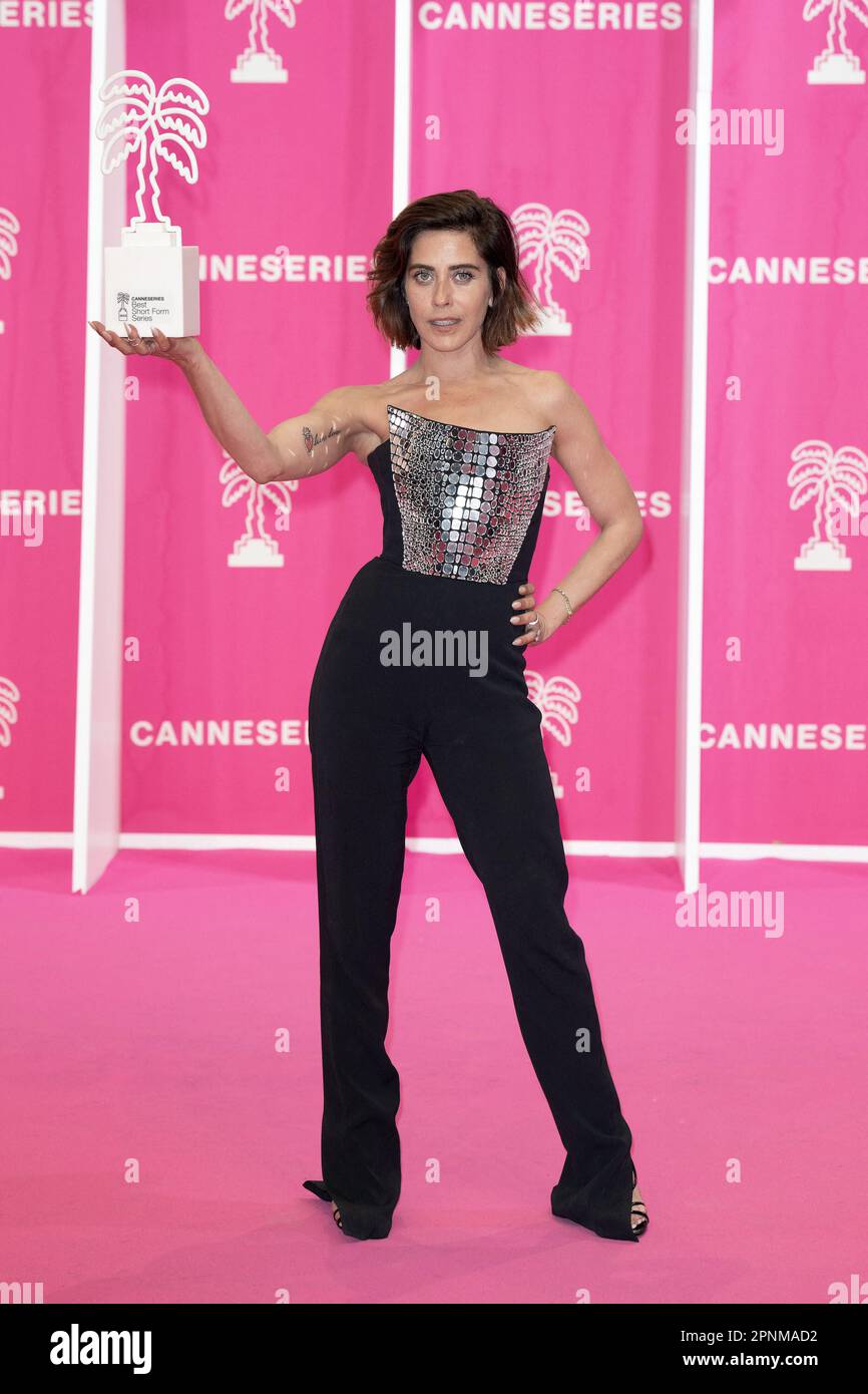 Cannes, France. 20th Apr, 2023. Maria Leon poses with the Best Short ...