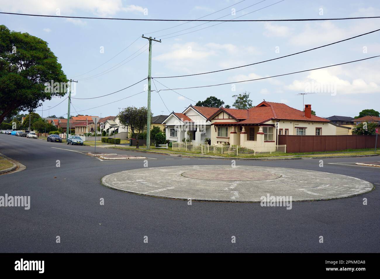 Roundabout cross street intersection hi-res stock photography and ...